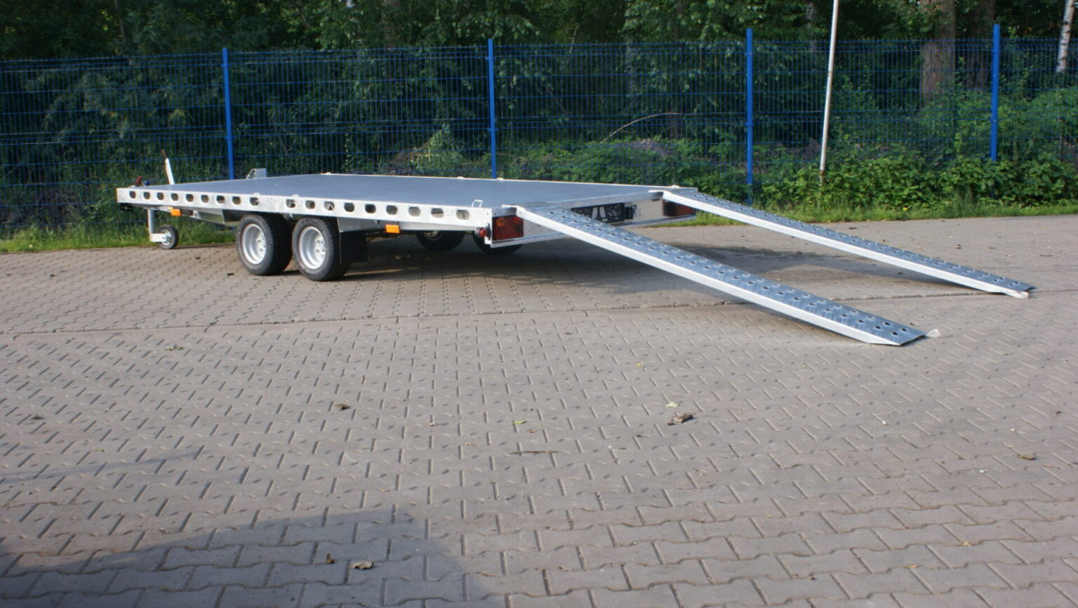 Kjøp Multihenger 3500 kg med aluminiumsgulv | Biltransporthengere