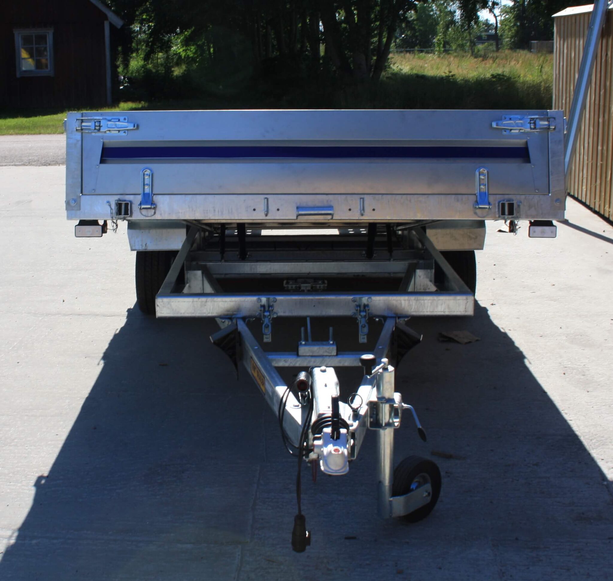 Kjøp Multihenger 3500 kg med aluminiumsgulv og tipp | Biltransporthengere